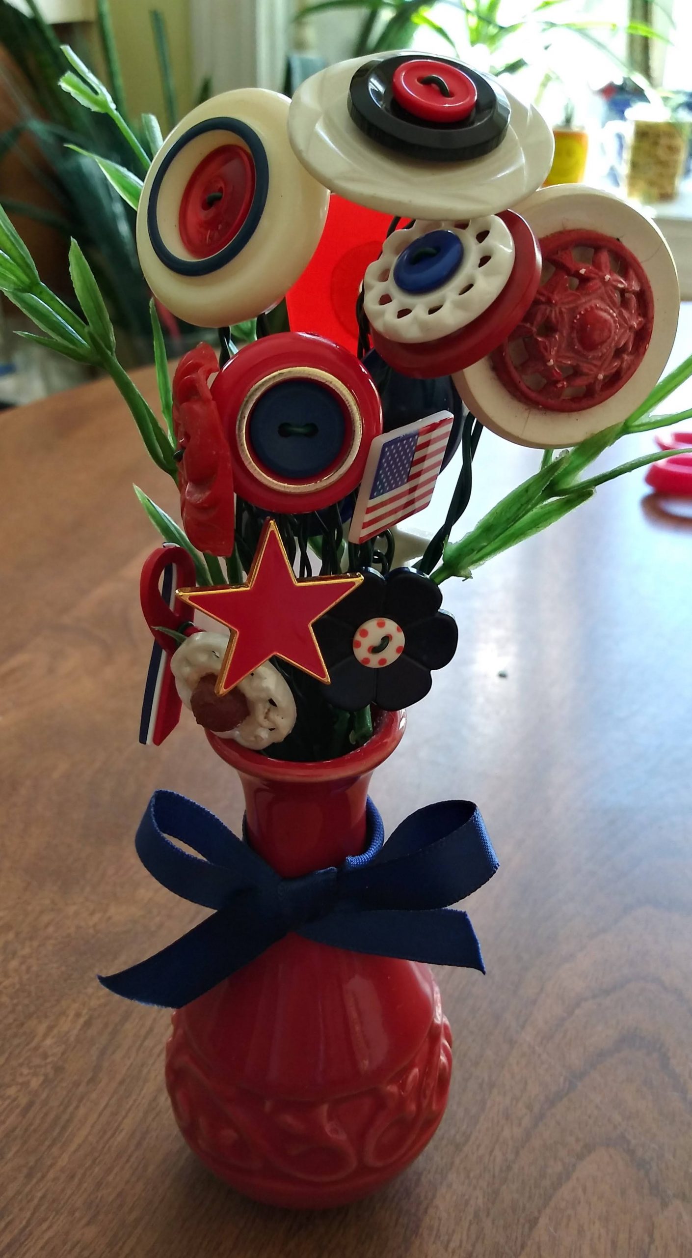 Crafts where Buttons are the Star - New York State Button Society